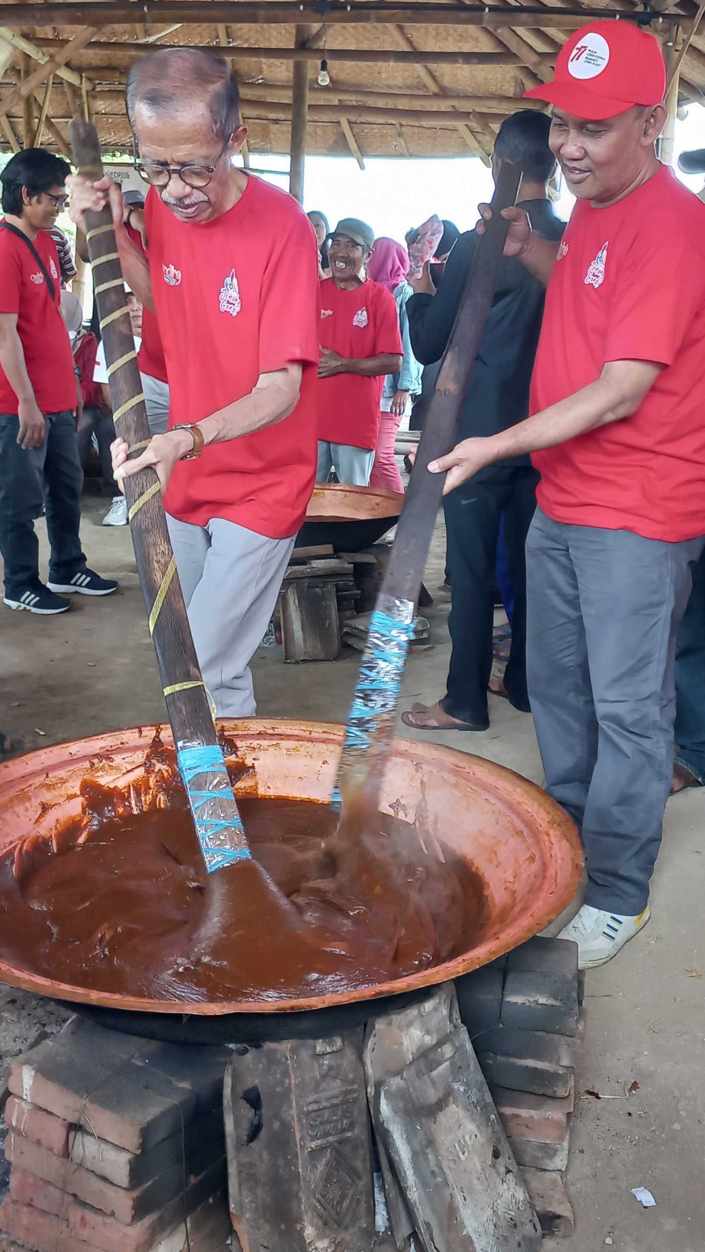 Festifal Jenang Candi 2022 Legendaris, Membawa Berkah Seluruh ...