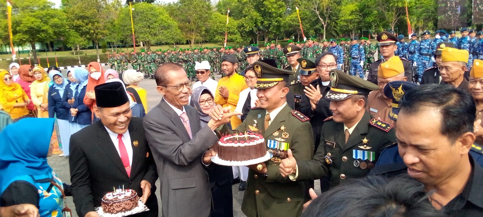 HUT TNI ke 77 di Magetan : TNI Adalah Kita, Apa Yang Kita Perbuat Buat Masyarakat | BeritaTrends
